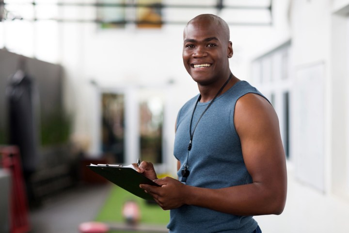 Tips on how to select the RIGHT fitness trainer? – Serviis Blog